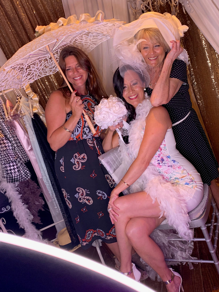 Dalmazio Design Boudoir Photo Station Rental